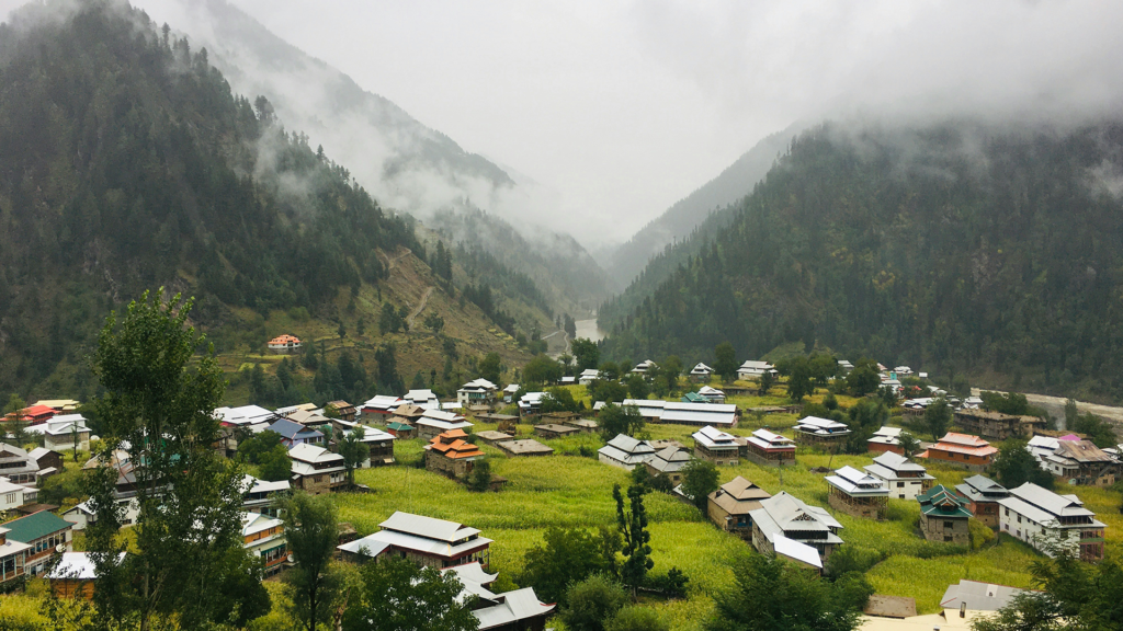 Upper Neelum Valley Tour Guide | Neelum Tour Packages