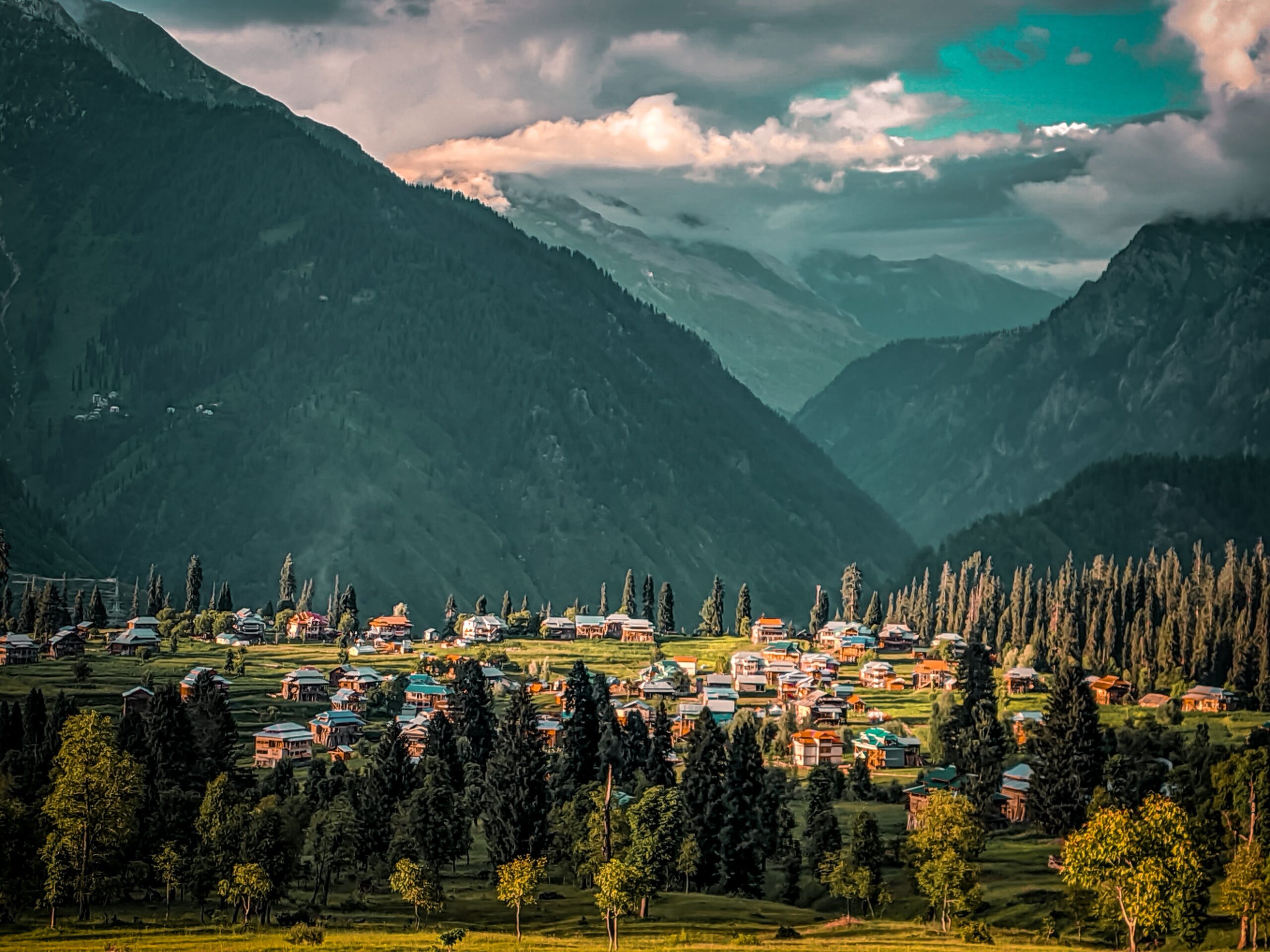 STANDARD TOUR PACKAGE IN NEELUM VALLEY 5 DAYS 4 NIGHTS - iMusafir