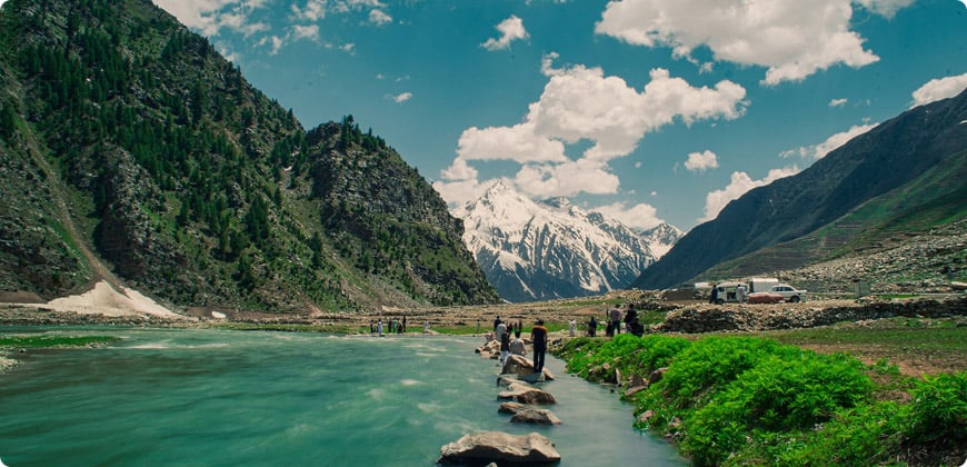 Top 4 Places for Honeymoon in Northern Pakistan - iMusafir